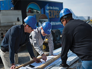 Construction Crew Manager: What They Do & Why It Matters
