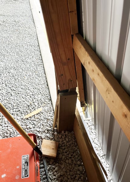 3 Ways to Fix a Broken Pole Barn Column