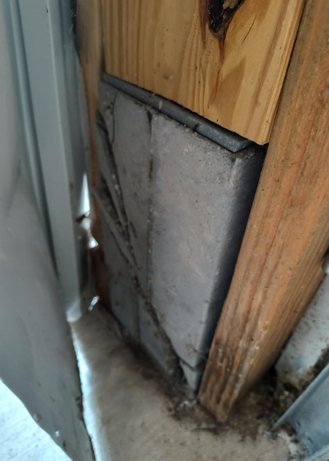 3 Ways to Fix a Broken Pole Barn Column