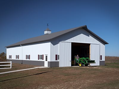 4 Ways to Ventilate Your Pole Barn: Why Air Circulation is Important