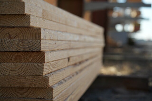 Lumber Tariffs: How Do They Affect 2025 Pole Barn Pricing?