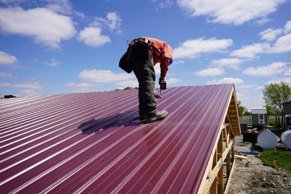 Standing Seam Roofing vs. Metal Roofing: What’s the Difference?